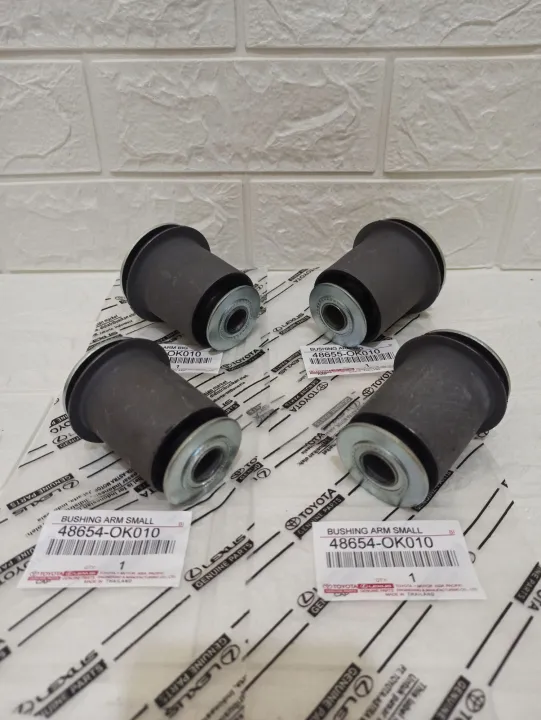 BUSHING LOWER ARM HILUX FORTUNER BESAR KECIL BOS SAYAP BAWAH HILUX ...