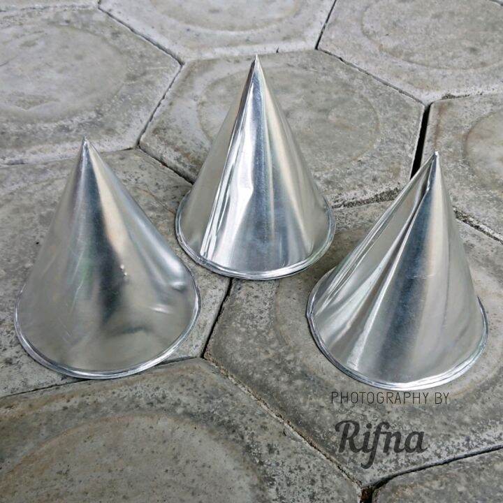 Ready Cetakan Nasi Tumpeng Mini Kerucut Puding Tumpeng Aneka Macam ...