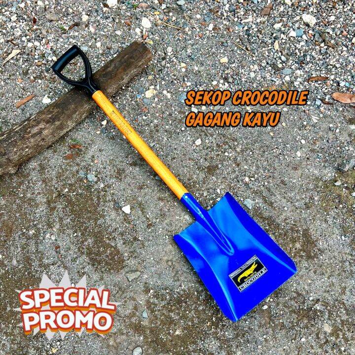 Sekop pasir cap crocodile 100% original - Sekop baja gagang kayu ...