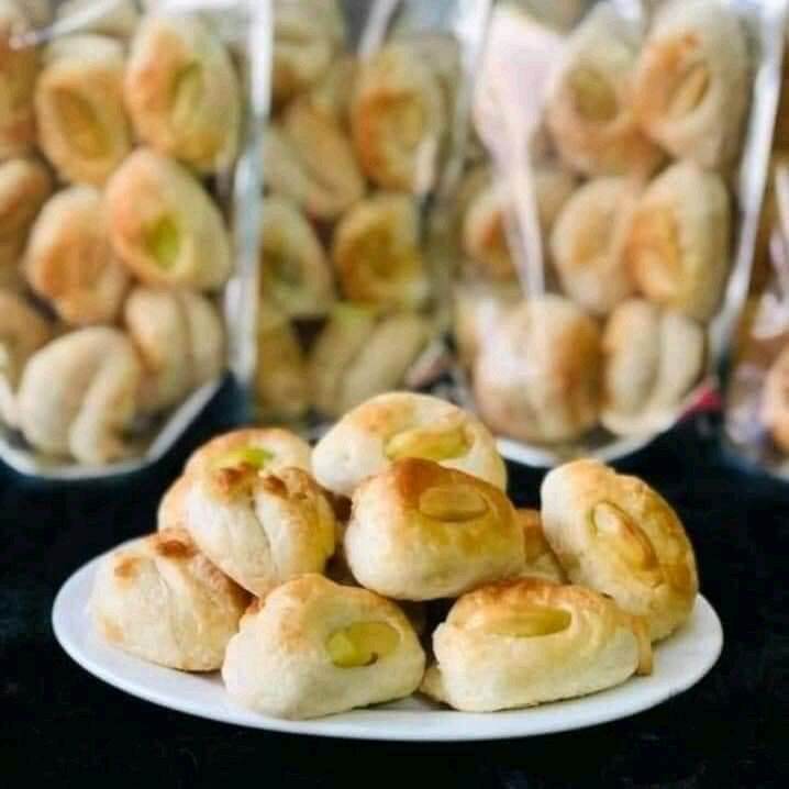 Bicol's Hopia Pili | Lazada PH