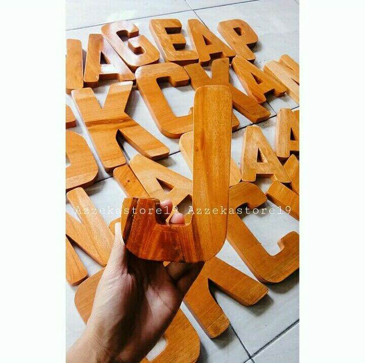 huruf kayu/tulisan dari kayu/huruf timbul dari kayu tinggi 15cm ...