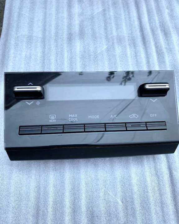 Tombol Switch Control Panel AC Digital mobil Mitsubishi Xpander ...