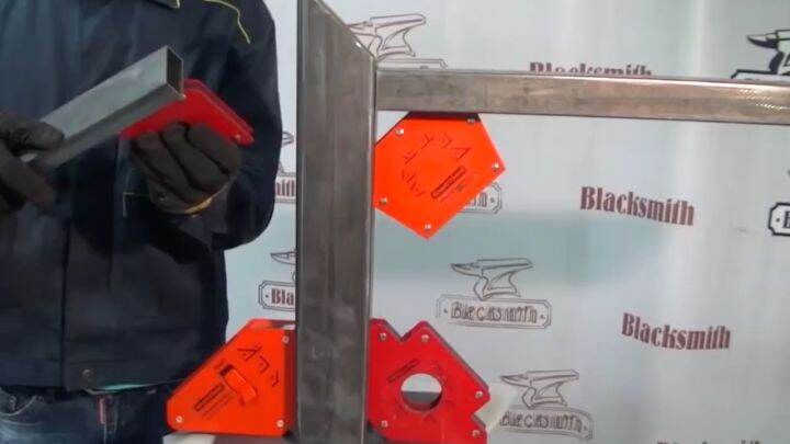 CALSO แม่เหล็กจับฉาก 6 ตัวชุด(มี 2 แบบ) ใช้สำหรับเป็นแม่เหล็กจับฉาก หรือเข้ามุมต่างๆ ในงานเชื่อม ...