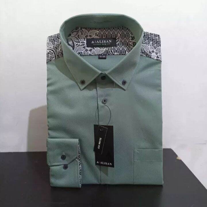 Kemeja Alisan Slim Fit Hijau Sage Kombinasi Batik Lengan Panjang ...