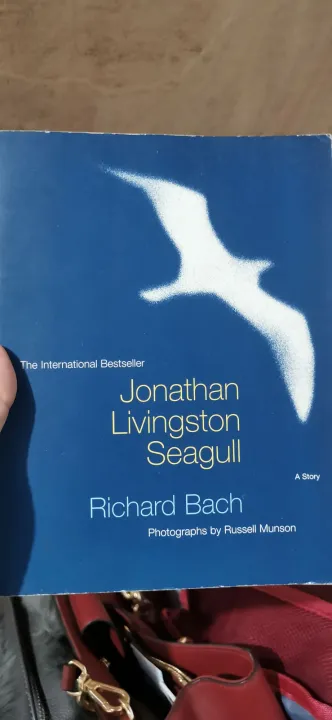 Jonathan Livingston Seagull by Richard Bach | Lazada PH