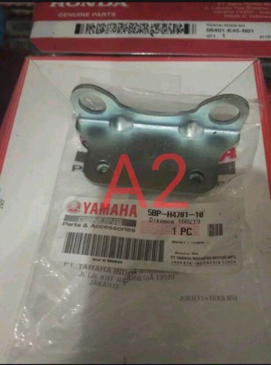 BRACKET 1 besi plat braket breket dudukan kedudukan stoplamp lampu stop ...