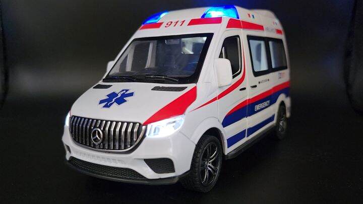 โมเดลรถพยาบาลพร้อมชุดตัวต่อ รถตู้ เมอร์เซเดส-เบนซ์ ฉุกเฉิน กู้ภัย ...