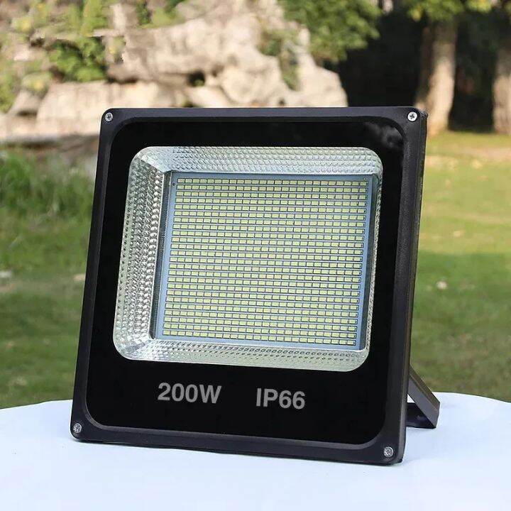 สปอตไลท์ ไฟสว่าง Spotlight LED 200W 600LED AC 220V (ใช้ไฟบ้าน220V) แสงขาว IP65 | Lazada.co.th