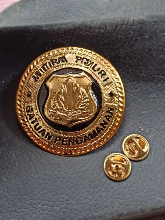 pin lencana mitra polri Satpam gold | Lazada Indonesia