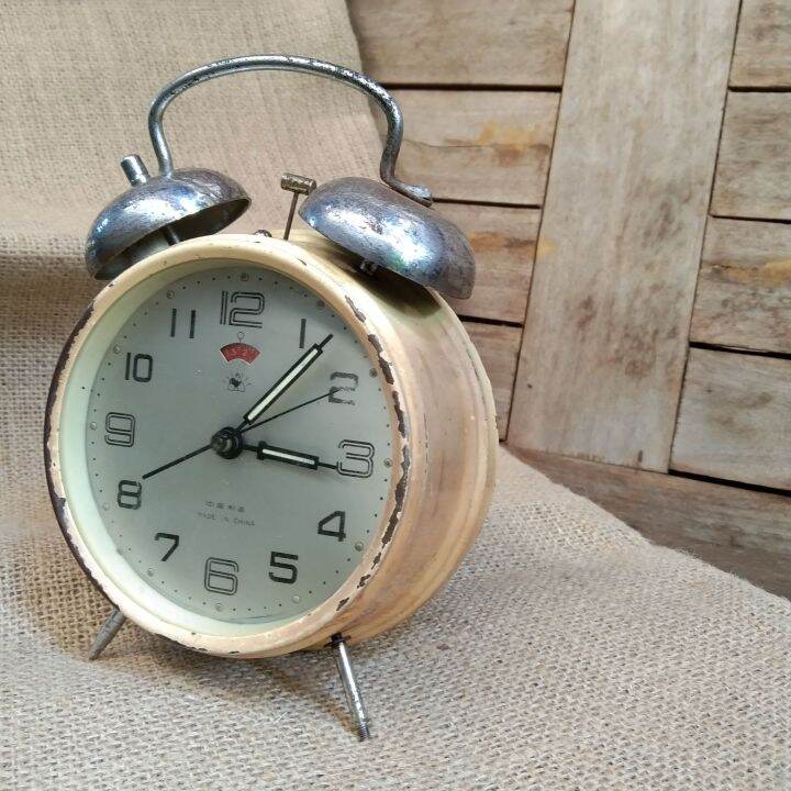 jam meja kuno jam klasik antik jadul vintage jam Beker jam weker jam ...