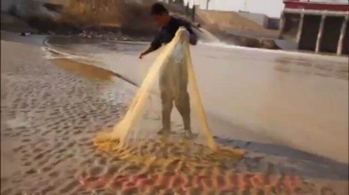 Jaring cor tangan tradisional, jaring lempar tangan, jaring putar kuno ...