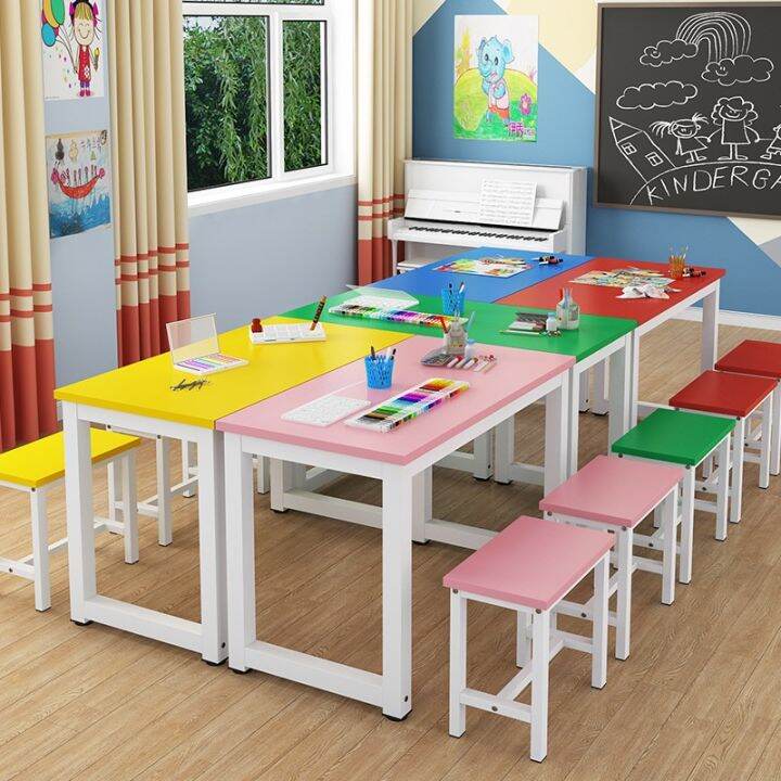 Kindergarten Primary School Children's Art Table in Drawing Room ...