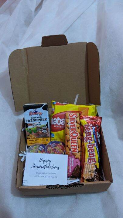 HAMPERS SNACK | GIFT BOX | KADO WISUDA | KADO ULANG TAHUN | Lazada ...