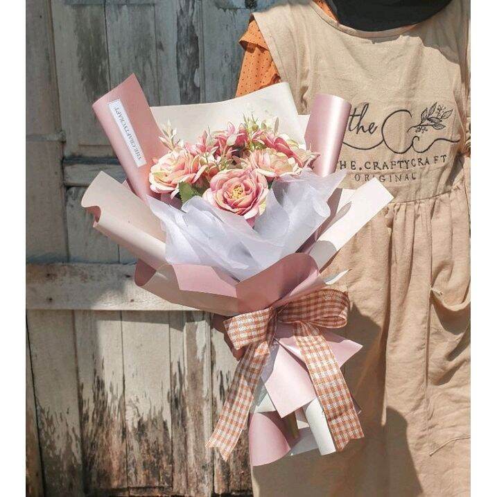 Buket Bunga Mawar Pink | Buket bunga artificial | Buket wisuda ...