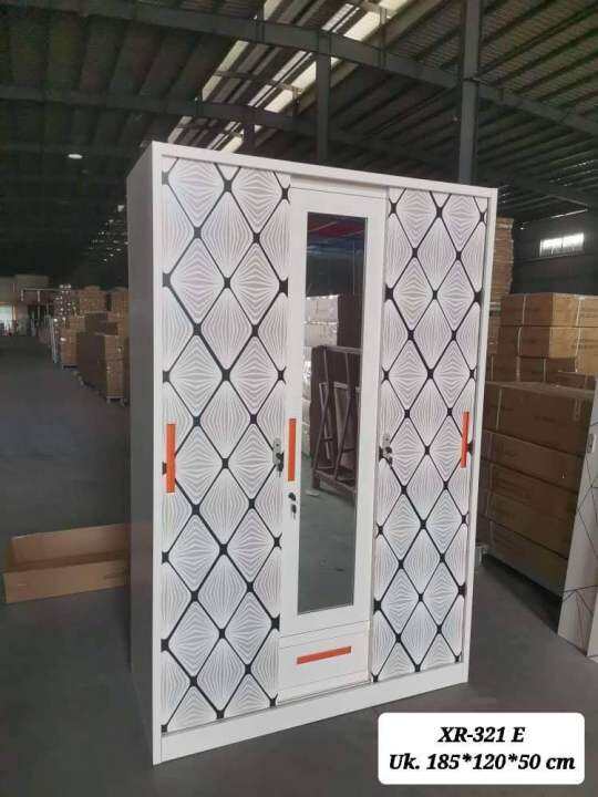 Lemari Baju Besi Sliding XR-321E - Lemari Baju Sliding - Lemari Baju 3 Pintu - Lemaru Baju ...