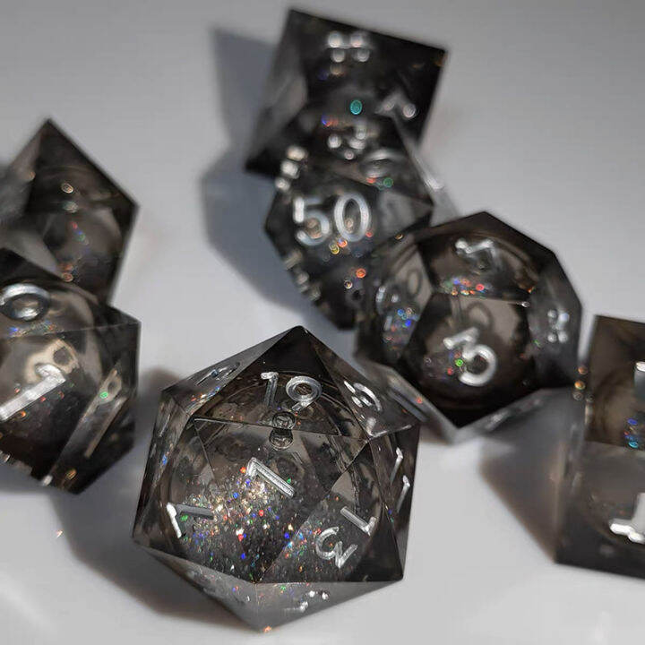 ชุดลูกเต๋ากลุ่มวิ่ง COC ทรายเหลวแพ็ค7เม็ด DND มังกรและดันเจี้ยน TRPG เกมกระดานลูกเต๋าหลายด้าน ...