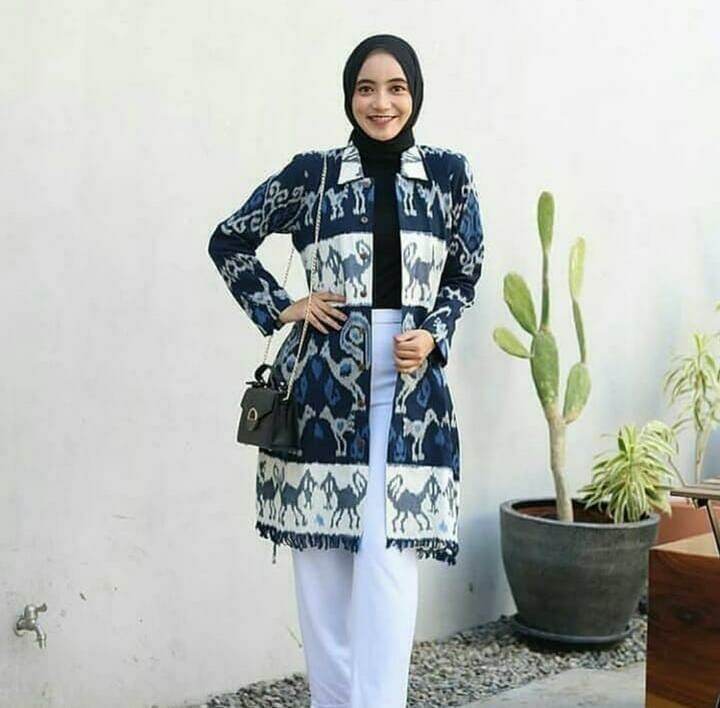 Outer tenun motif hewan - baju muslim tenun | Lazada Indonesia
