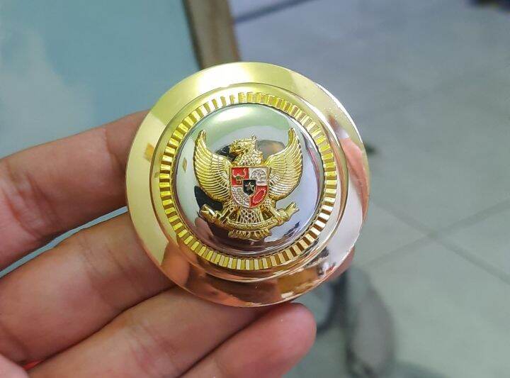 PIN GARUDA ~ JENGKOL GARUDA ~ PIN KADES ~ MODEL TUMPUK MAGNET | Lazada ...