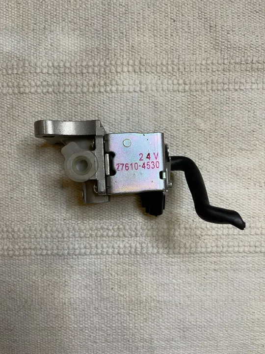 Valve assy sole Exhaust solenoid valve Pendikit injap 节气门 27610-4530 ...