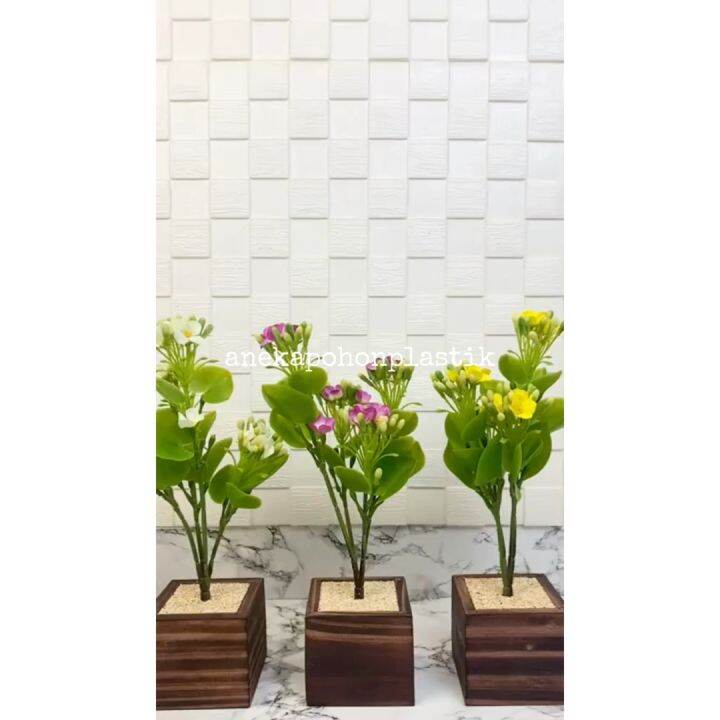Pohon Imitasi Bunga Calandiva X4 Variasi Warna Pot Motif Kayu Kotak ...