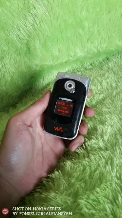 Sony Ericsson W300i Walkman Flip Lipat | Lazada Indonesia