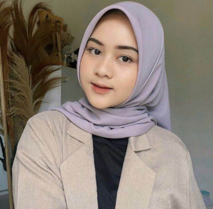 Hijab Segi Empat Paris Premium | Kerudung Segi Empat Voal Paris Premium ...