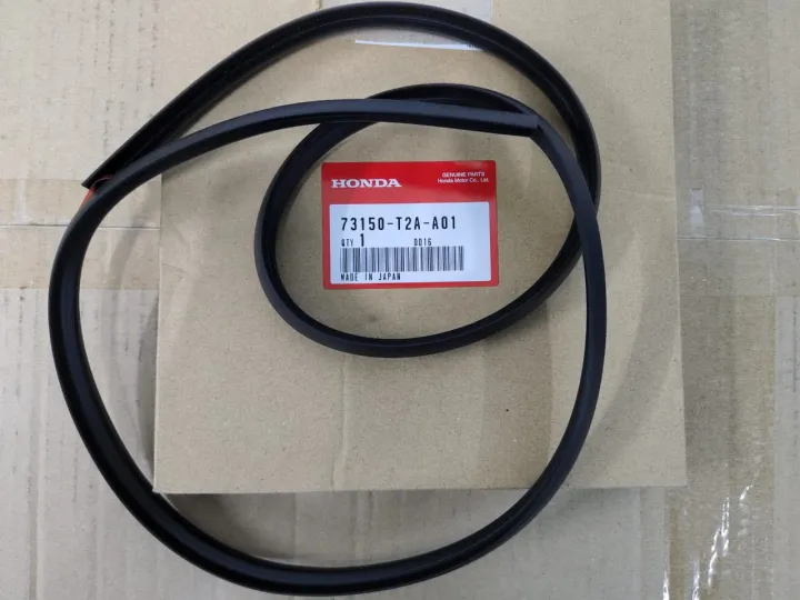 *ORIGINAL HONDA T2A ACCORD 2014-2018 FRONT WINDSCREEN MOULDING RUBBER ...