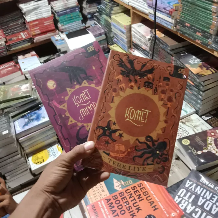 Paket 2 Novel KOMET & KOMET MINOR Series Bumi | Lazada Indonesia