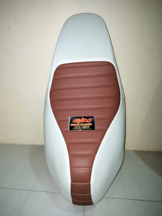Jok Motor Scoopy Karbu Model Vespa Caferacer | Lazada Indonesia