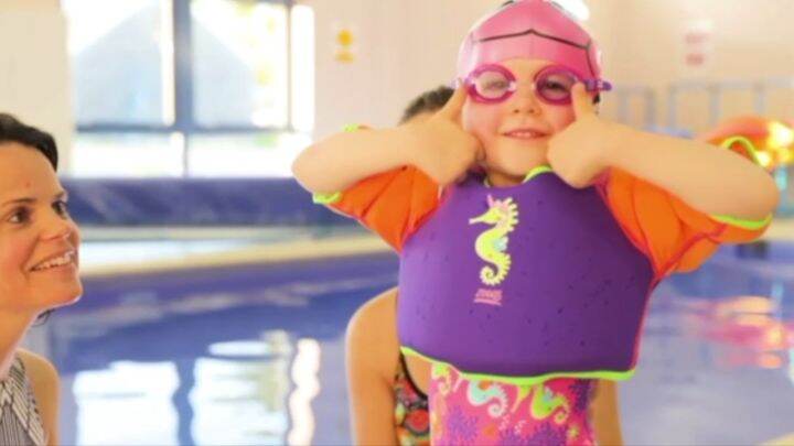 Zoggs Australia Swimming Water Confidence DC Justice League Water Wing ...