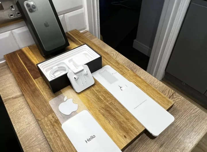 Brand New Sealed Original Iph.one 11 Pro Max 256GB Midnight Green ...