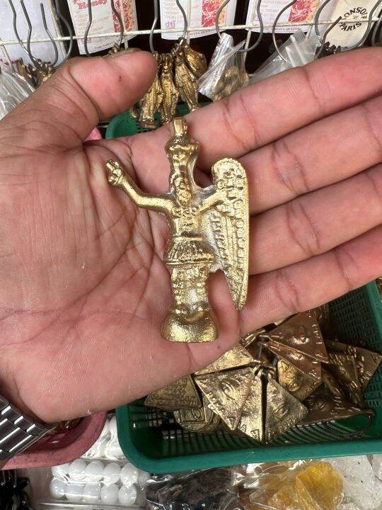 medalyong infinitong hangin gabay at pampa swerte sa hanap buhay ...