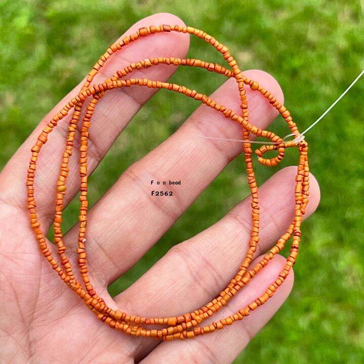 F2562 สร้อยคอลูกปัดโบราณทวารวดี ลมสินค้า ขนาดตายุง สีอิฐส้ม จาก อ.ตาพระ ...