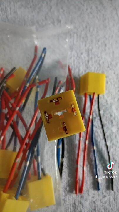 Soket Relay Klakson Kuning + Wayar Bintik ( RE5P-180 ) Socket Terminal ...