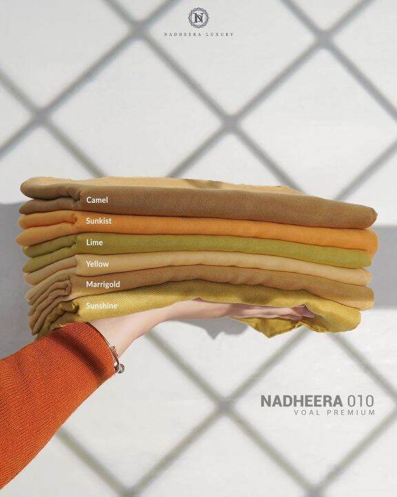 N010 NADHEERA LUXURY - HIJAB SEGIEMPAT NADHEERA - HIJAB VOAL NADHEERA | Lazada Indonesia