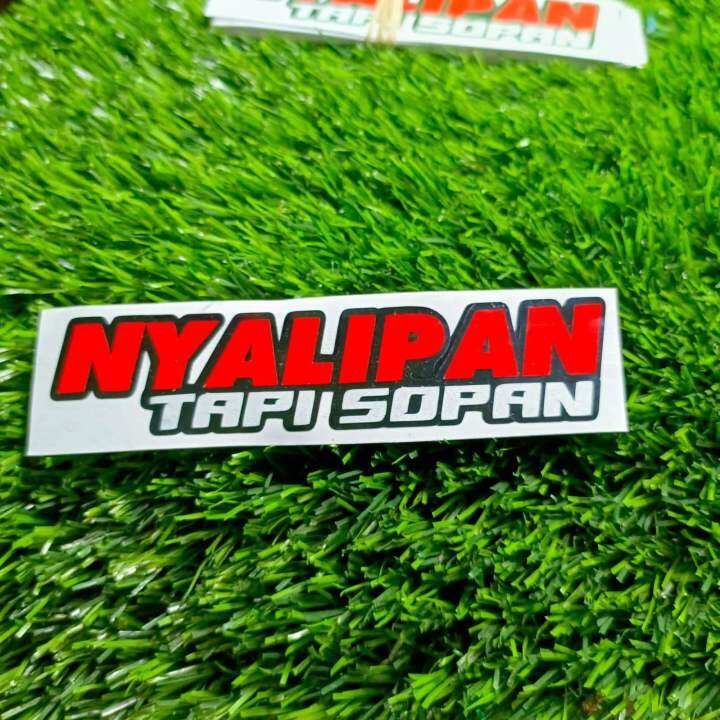 Stiker motor nyalipan tapi sopan stiker motor kekinian kata kata viral ...