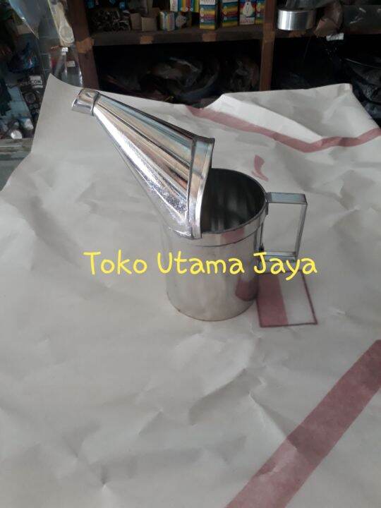 Corong Minyak 1/2kg / Corong Minyak Sayur 0,5 Kilogram / Takeran Minyak ...