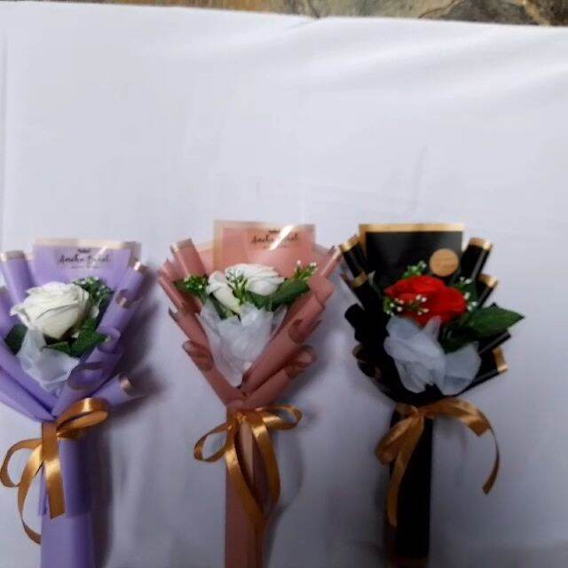 Ready Hand Bouquet Single Rose Size S/Buket Bunga Mawar/free kardus ...