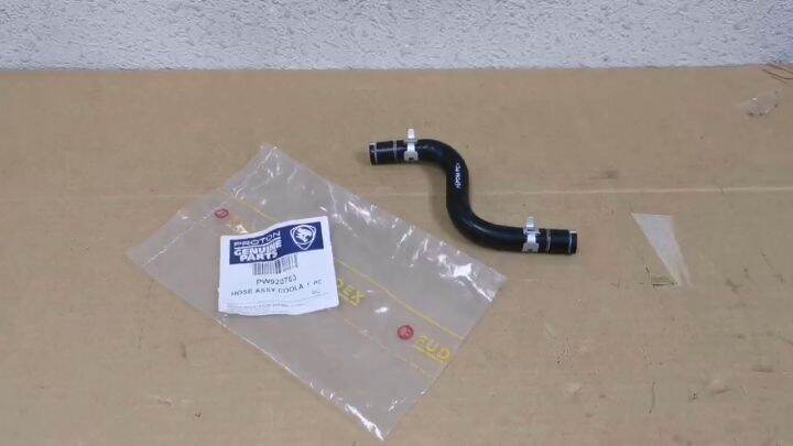 Proton Exora Bold CFE Turbo Genuine Radiator Small Top Hose Coolant ...