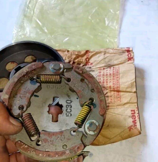 rumah mangkok kampas ganda dan kampas ganda Suzuki rc 100 rc100 rc110 rc 110 crystal tornado gs ...