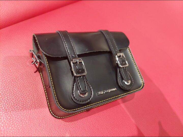 SALE!!! TAS DOCMART DR MARTENS 7 inch SATCHEL NEW | Lazada Indonesia
