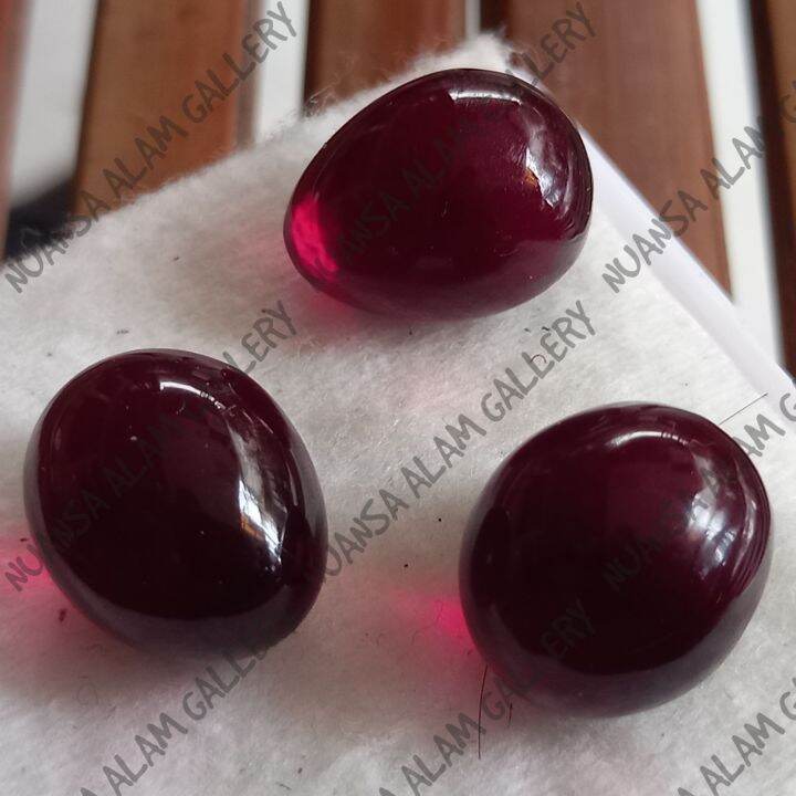 Batu Merah Delima MD Supreme Ukuran Besar Bentuk Oval Semi Tetes Air ...