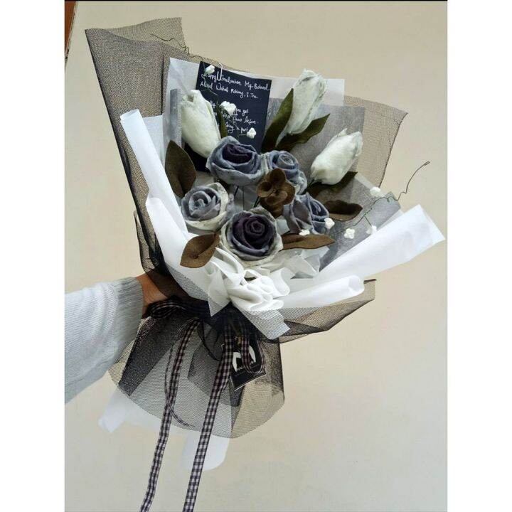 Buket Bunga Wisuda - Buket Wisuda Murah - Kado Wisuda Aesthetic - Buket ...