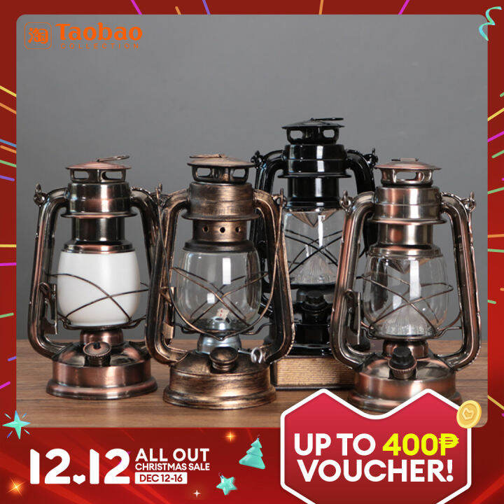 Retro Nostalgic 1980s Old-Fashioned Satchel Barn Lantern Kerosene Lamp ...