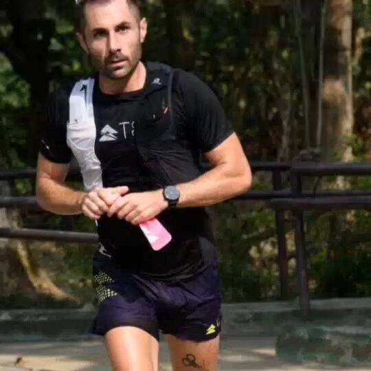 ขวดน้ำนิ่ม T8 Run Sherpa Flask - Grey 450ml | Lazada.co.th