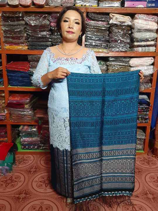 SONGKET TTS TUMTUMAN TANPA SAMBUNGAN BIRU SILVER KAIN SONGKET BATAK ...
