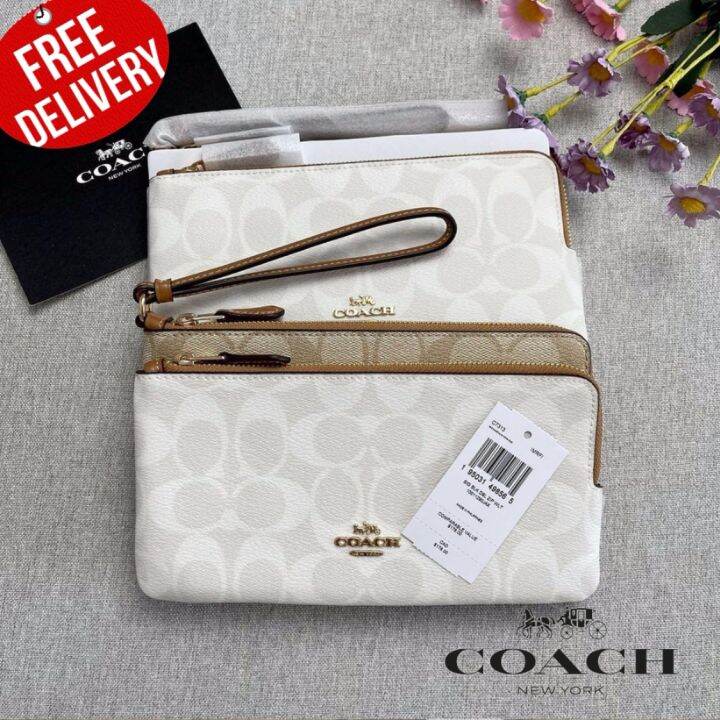 กระเป๋าสตางค์ คล้องมือ COACH DOUBLE ZIP WALLET IN BLOCKED SIGNATURE ...