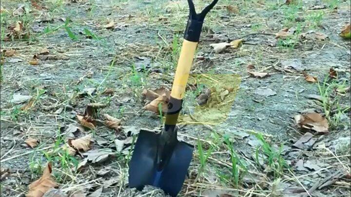 68CM Shovel For Gardening With D Handle Kids Metal Beach Shovels ...