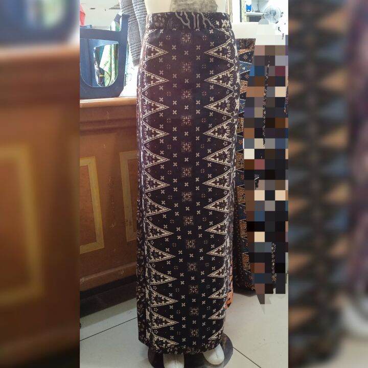 ROK BETAWI PUCUK REBUNG/ROK TUMPAL BATIK/ROK TUMPAL BETAWI JUMBO ...