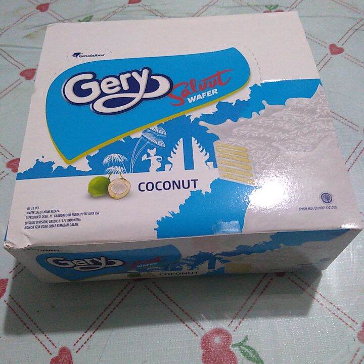 Gery Salut Wafer Coconut (isi 12) | Lazada Indonesia